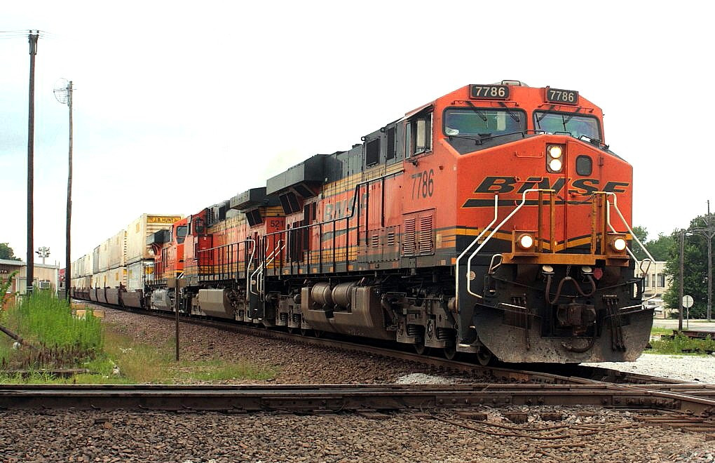 BNSF 7786
